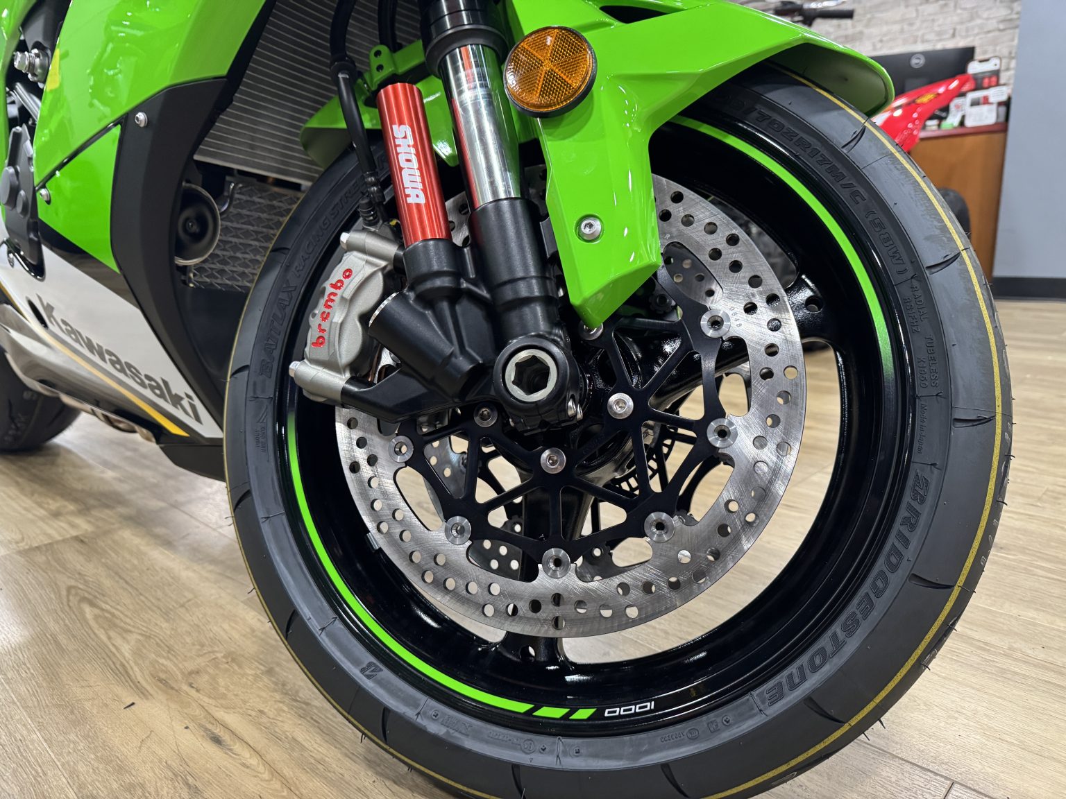 2025 Kawasaki ZX-10R KRT Edition: A Deep Dive – AkaBullmoto